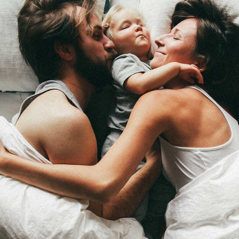 Co-Sleeping and Room Sharing – Tips for Sleeping Safely - The Sleep Lady