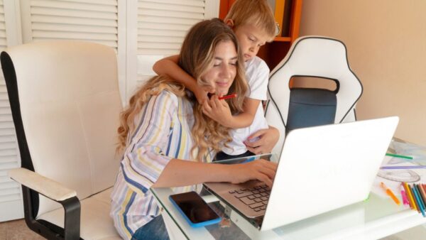 Trying To Get Parenting Right Gives Us Parenting Anxiety - The Sleep Lady